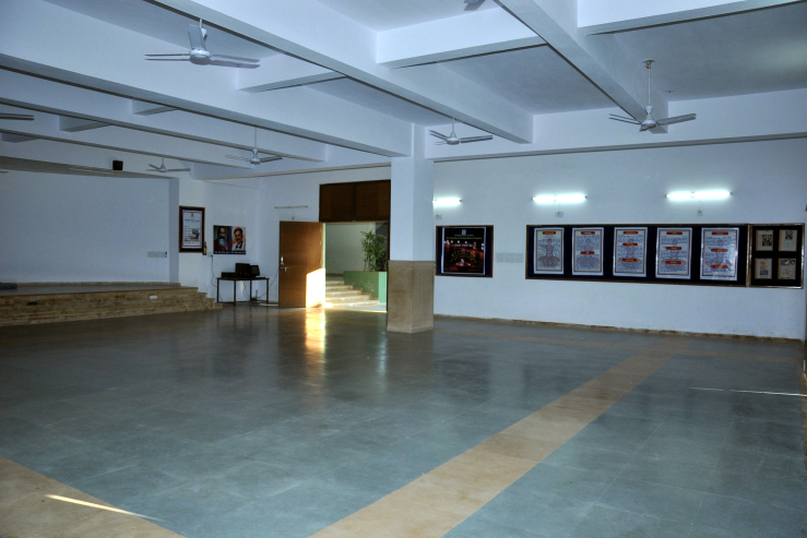 Shri Chunilal Mangalji Choksi Hall - Vidyamandir Trust, Palanpur