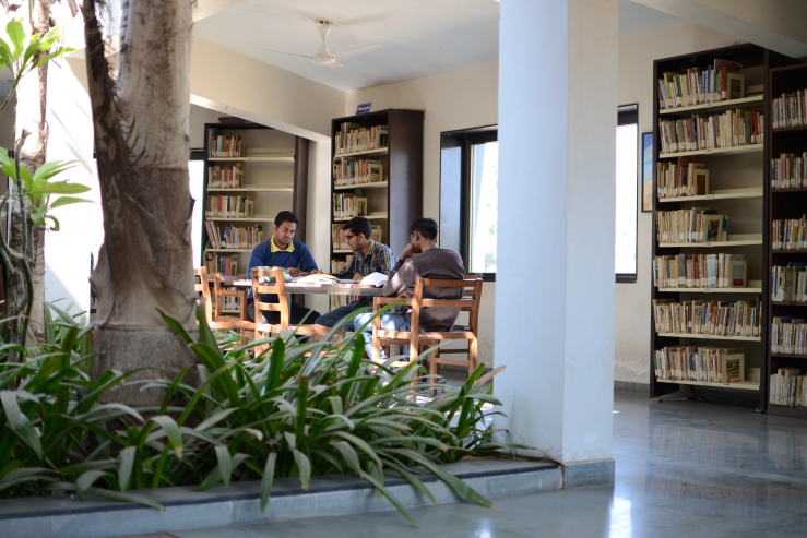 Shri Bagmal Laxmichand Parikh Central Library - Vidyamandir Trust, Palanpur